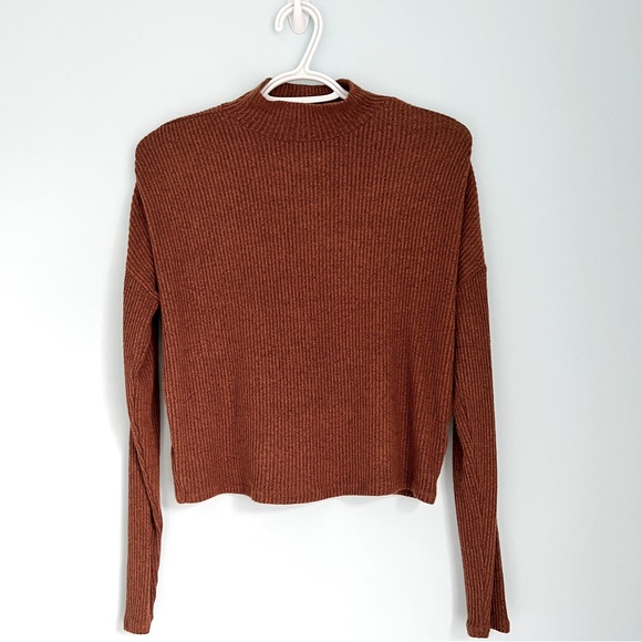 Garage | Sweaters | Garage Chestnut Brown Mock Neck Cropped Sweater Xs ...